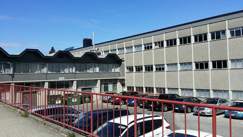 โรงเรียนมัธยมอีริค แฮมเบอร์ Eric Hamber Secondary School | GetEducation ...