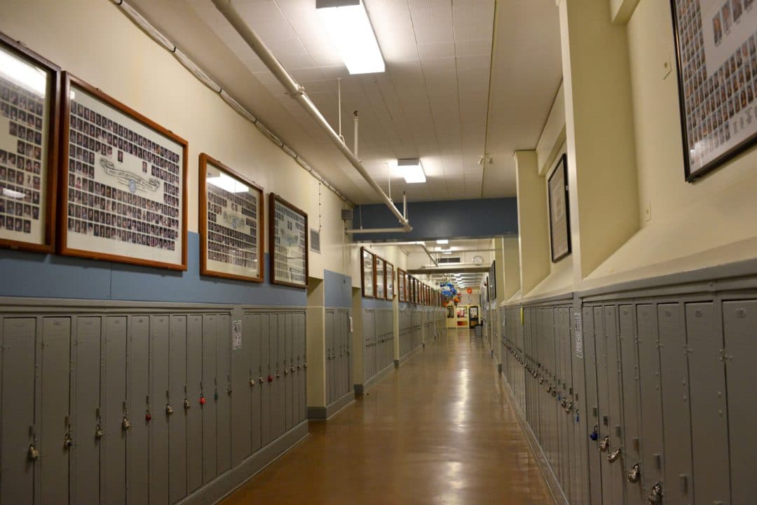 โรงเรียนมัธยมพอยท์ เกรย์ Point Grey Secondary School | GetEducation.co.th